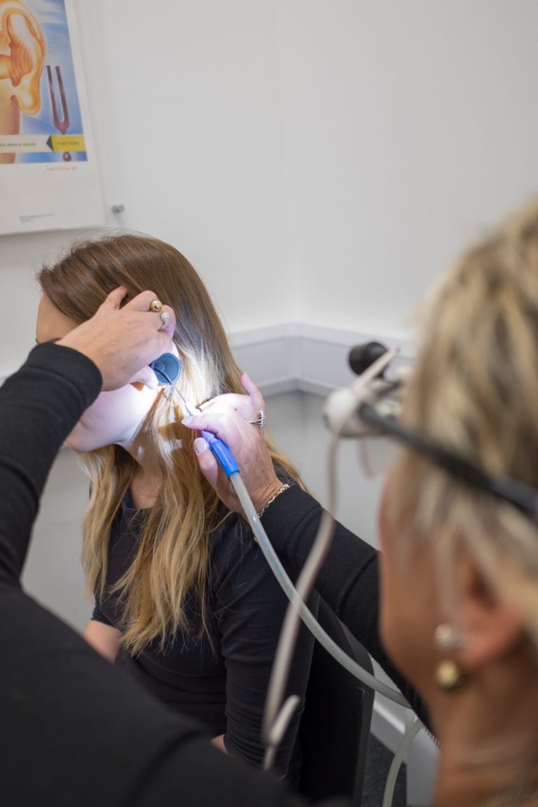 Micro Suction | Onlookers